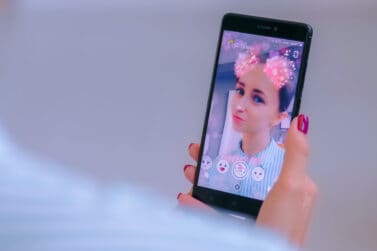 Make Money On Snapchat: 7 Easiest Ways To Earn Every Day